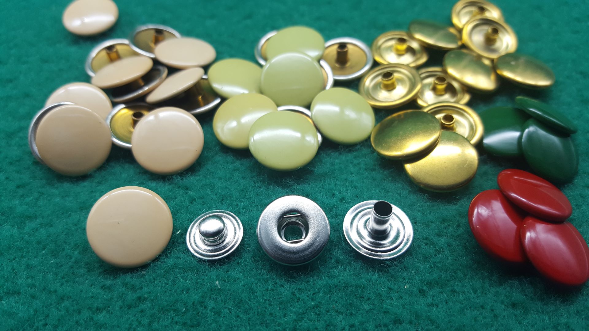 BOTTONI AUTOMATICI A PRESSIONE mm 14 - Produzione e vendita articoli ...